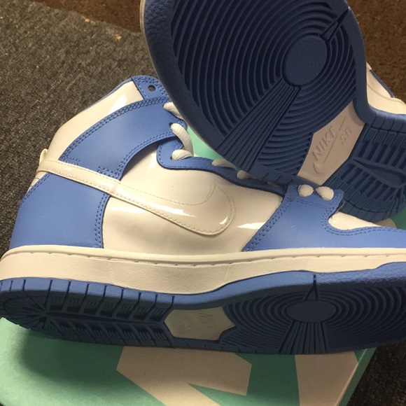 Nike | Shoes | Nike Sb Dunk Hi Unc | Poshmark